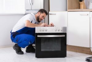 Quelle prise de courant choisir pour brancher un four ? Guide complet - Maison et Santé